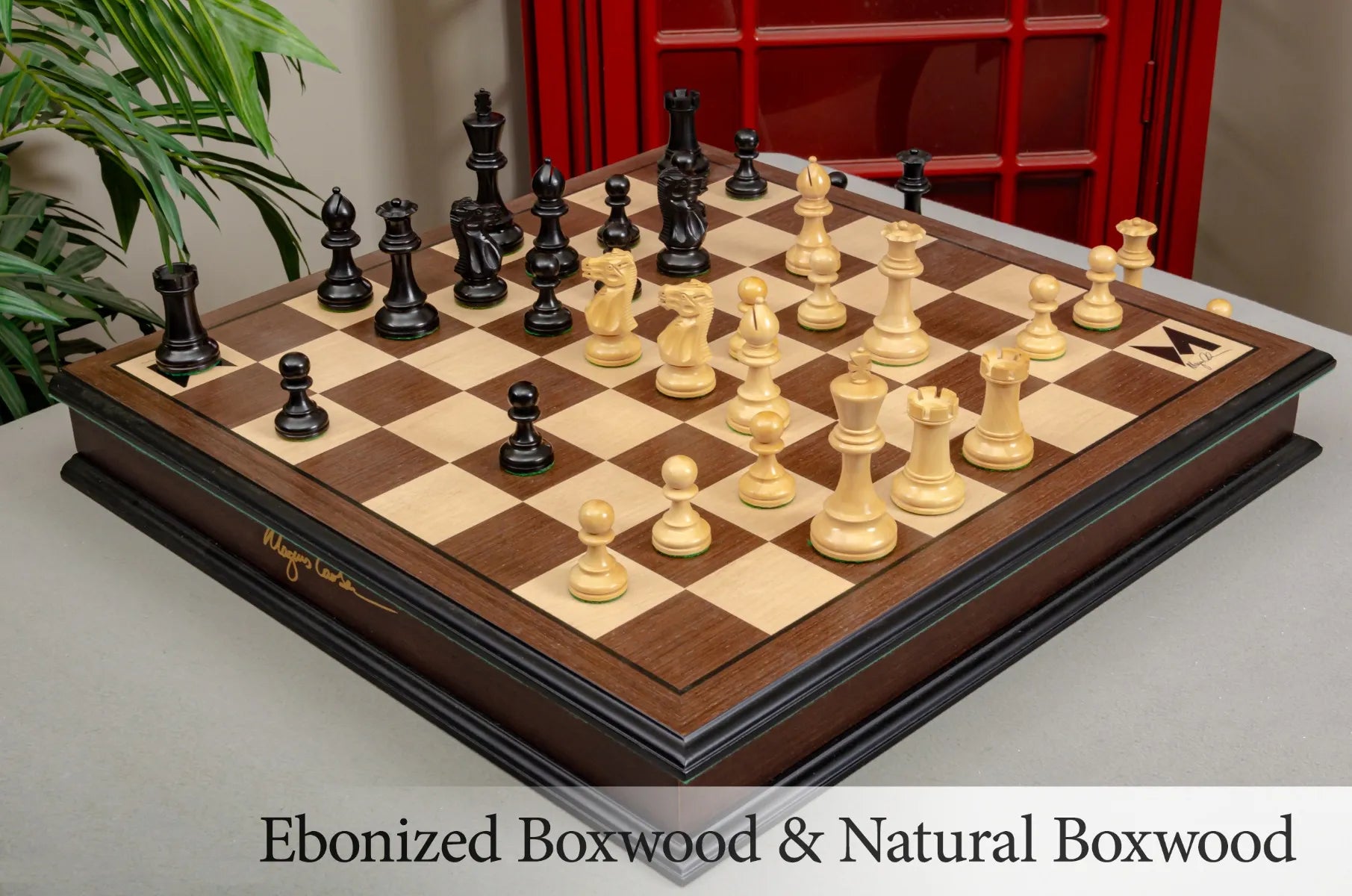 The Magnus Carlsen Luxury Signature Casket & Chess Set Combination ...